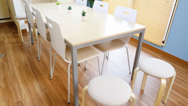 【三軒茶屋駅3分!10名利用可!】綺麗な室内!WiFi・プロジェクター・ホワイトボード全て無料!ふれあい貸し会議室 三軒茶屋Aの写真8