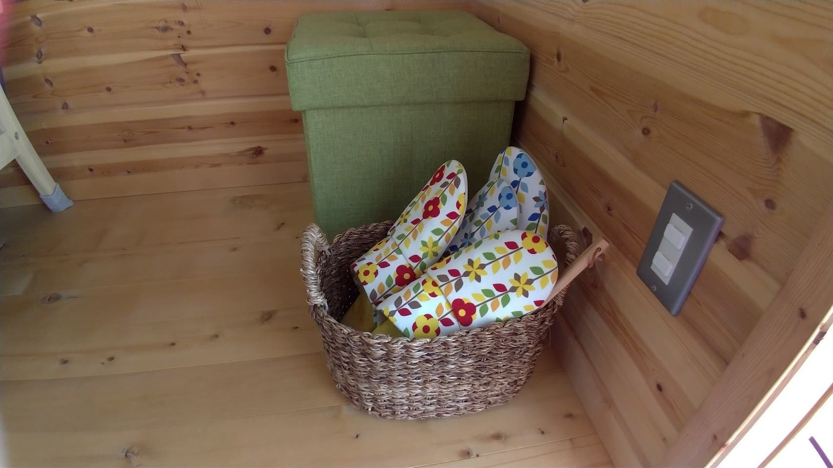 ログハウス風の木製小屋。デスクワークに、休憩に、趣味に、ちょこっと田舎でご自由にお寛ぎください。の写真13