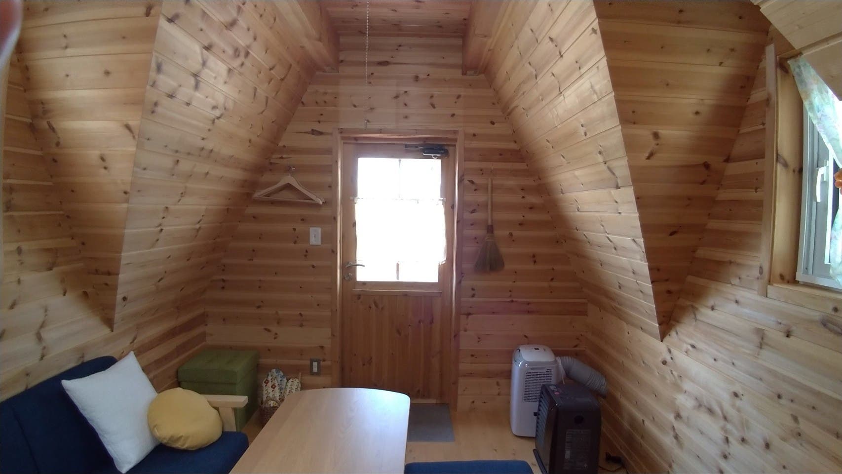 ログハウス風の木製小屋。デスクワークに、休憩に、趣味に、ちょこっと田舎でご自由にお寛ぎください。の写真14