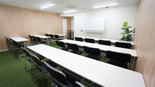 <ODAKYU RENTAL SPACE 本厚木【会議室】>本厚木駅直結!Wi-Fi/プロジェクタあり!会議/セミナー/研修の写真1