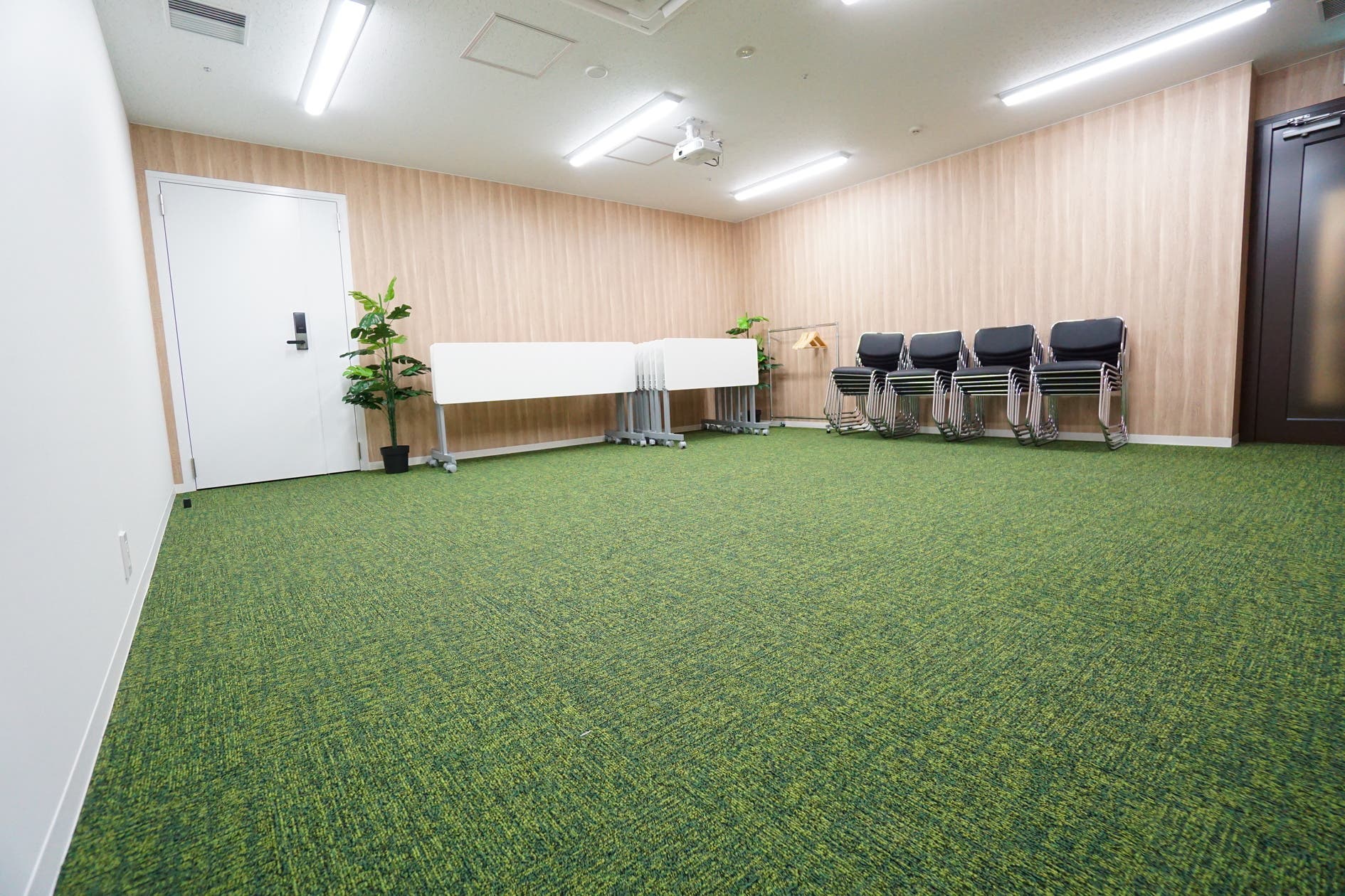＜ODAKYU RENTAL SPACE 本厚木【会議室】＞本厚木駅直結！Wi-Fi/プロジェクタあり！会議/セミナー/研修の写真7