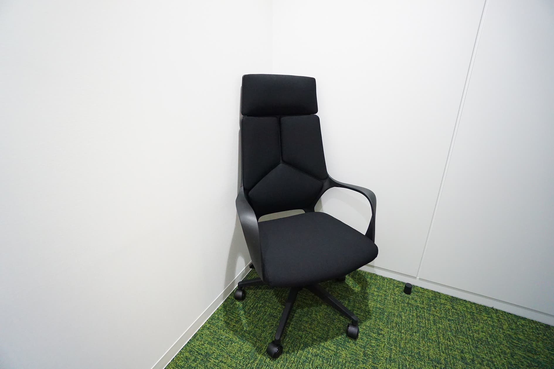 OPENキャンペーン中✨＜ODAKYU RENTAL SPACE 本厚木個室D＞本厚木駅直結！WiFi/モニター有/Web会議の写真8