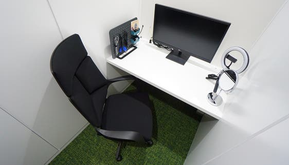 OPENキャンペーン中✨<ODAKYU RENTAL SPACE 本厚木個室G>本厚木駅直結!WiFi/モニター有/Web会議の写真1