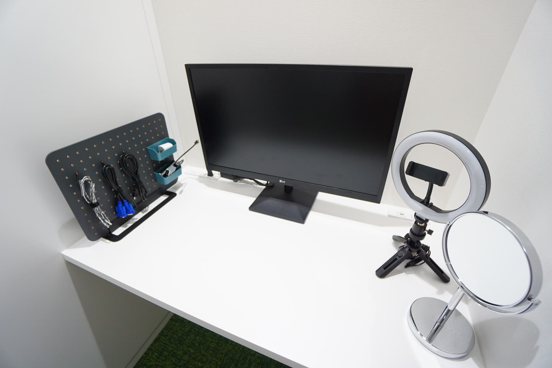 OPENキャンペーン中✨＜ODAKYU RENTAL SPACE 本厚木個室G＞本厚木駅直結！WiFi/モニター有/Web会議の写真5