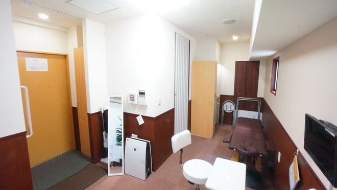 <ひふみサロンスペース504>天満橋駅からまっすぐ!備品充実!リクライニングチェア/施術用ベッドあり♪マッサージ/整体/ネイルの写真3