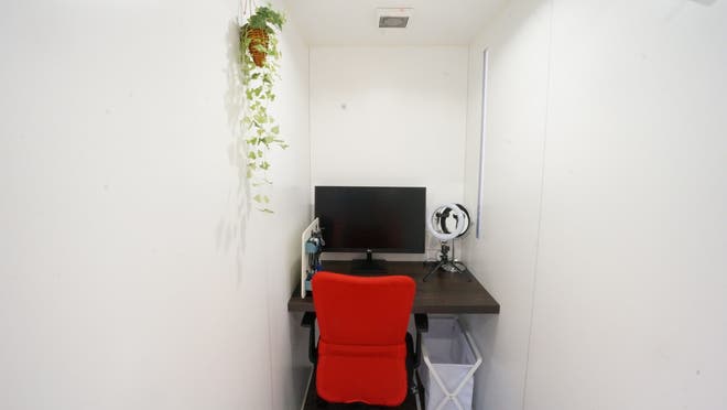 <ONLYONE TIMEOFFICE P2>⭐️光回線導入!⭐️大阪梅田駅から1本✨24時間営業!テレワーク/Web会議/面接の写真1