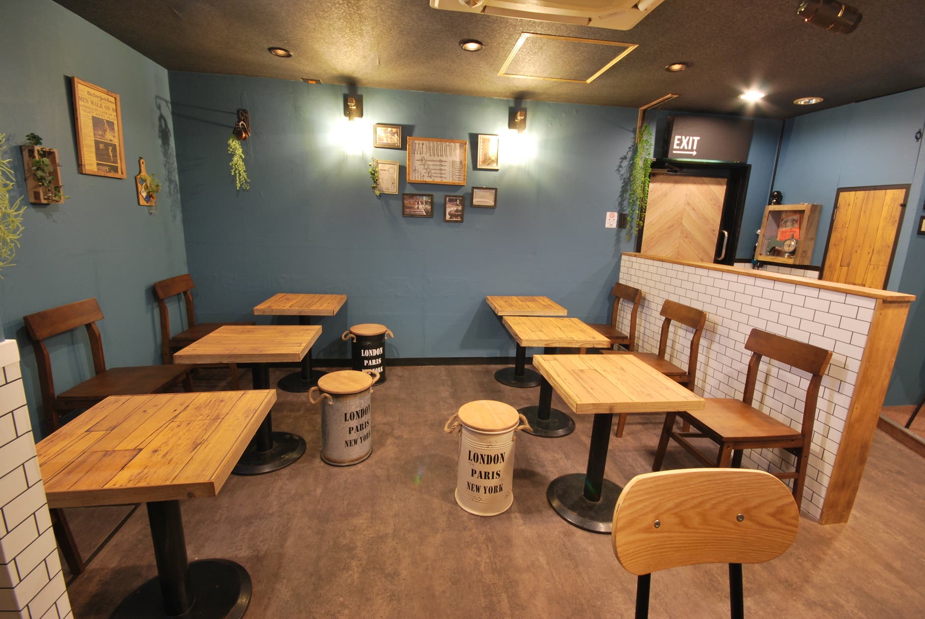 JR蒲田駅3分　カフェ風レンタルスペース（フレッツ光回線WiFi、大型モニター、ホワイトボード設置）の写真2