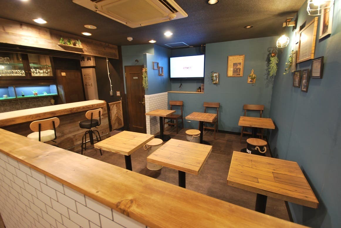 JR蒲田駅3分　カフェ風レンタルスペース（フレッツ光回線WiFi、大型モニター、ホワイトボード設置）の写真3