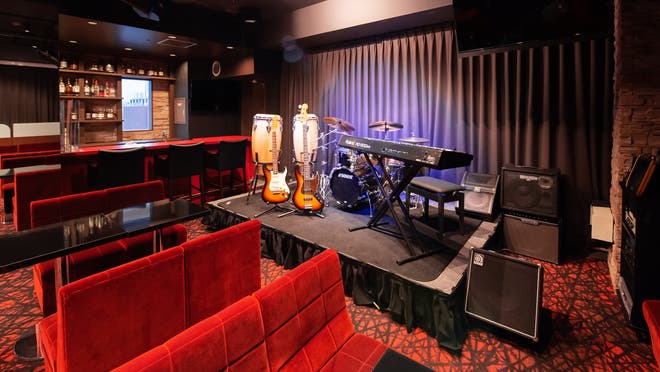 【銀座スタジオルアン・地域最安】プロジェクター・控室あり!プロ機材で配信・映画鑑賞🎥カラオケ🎤飲食(持込可)🍳音楽live🎵の写真1