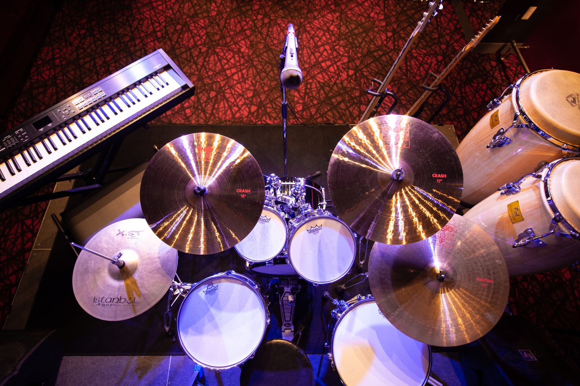 【銀座スタジオルアン・地域最安】プロジェクター・控室あり！プロ機材で配信・映画鑑賞🎥カラオケ🎤飲食（持込可）🍳音楽live🎵の写真5