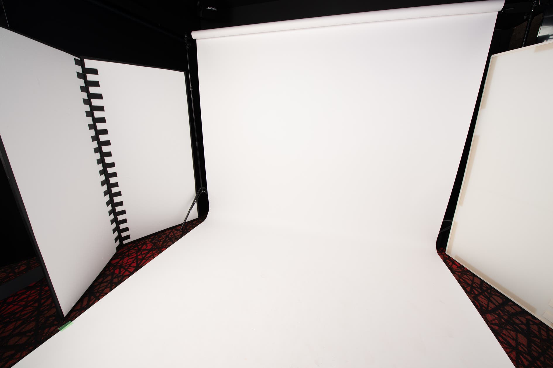 【銀座スタジオルアン・地域最安】プロジェクター・控室あり！プロ機材で配信・映画鑑賞🎥カラオケ🎤飲食（持込可）🍳音楽live🎵の写真17