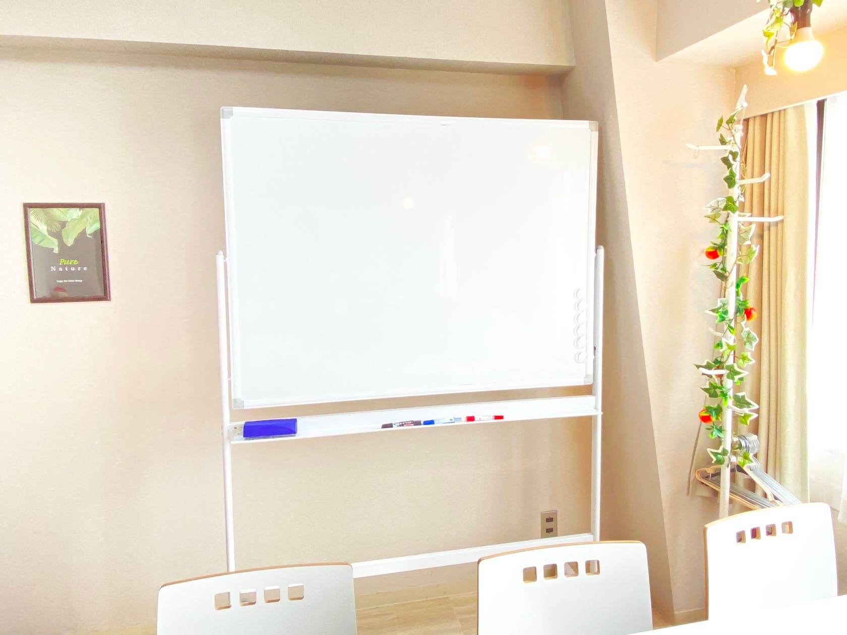  OHANA🍀自然光/昼白色照明2台/壁一面大型鏡/新大阪歩0分/セミナー/会議/レッスン/骨格診断/パーソナルカラー診断✨の写真5