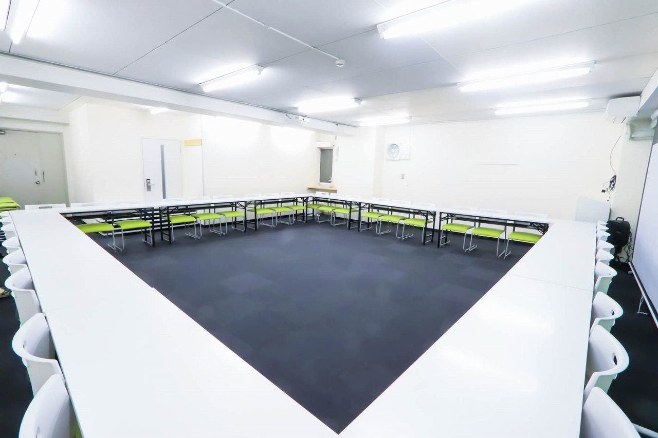 【渋谷駅徒歩1分！ヒカリエ隣！54名利用可！】プロジェクター・ホワイトボード・WiFi全て無料！ふれあい貸し会議室 渋谷No30の写真9