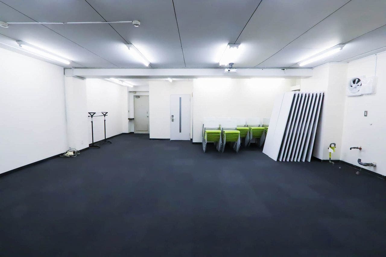 【渋谷駅徒歩1分！ヒカリエ隣！54名利用可！】プロジェクター・ホワイトボード・WiFi全て無料！ふれあい貸し会議室 渋谷No30の写真21