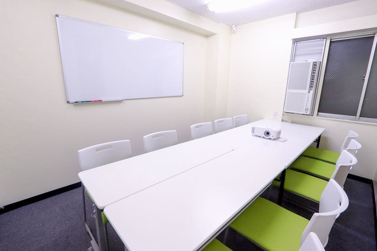 【渋谷駅徒歩1分！ヒカリエ隣！10名利用可！】プロジェクター・ホワイトボード・WiFi全て無料！ふれあい貸し会議室 渋谷No31の写真5