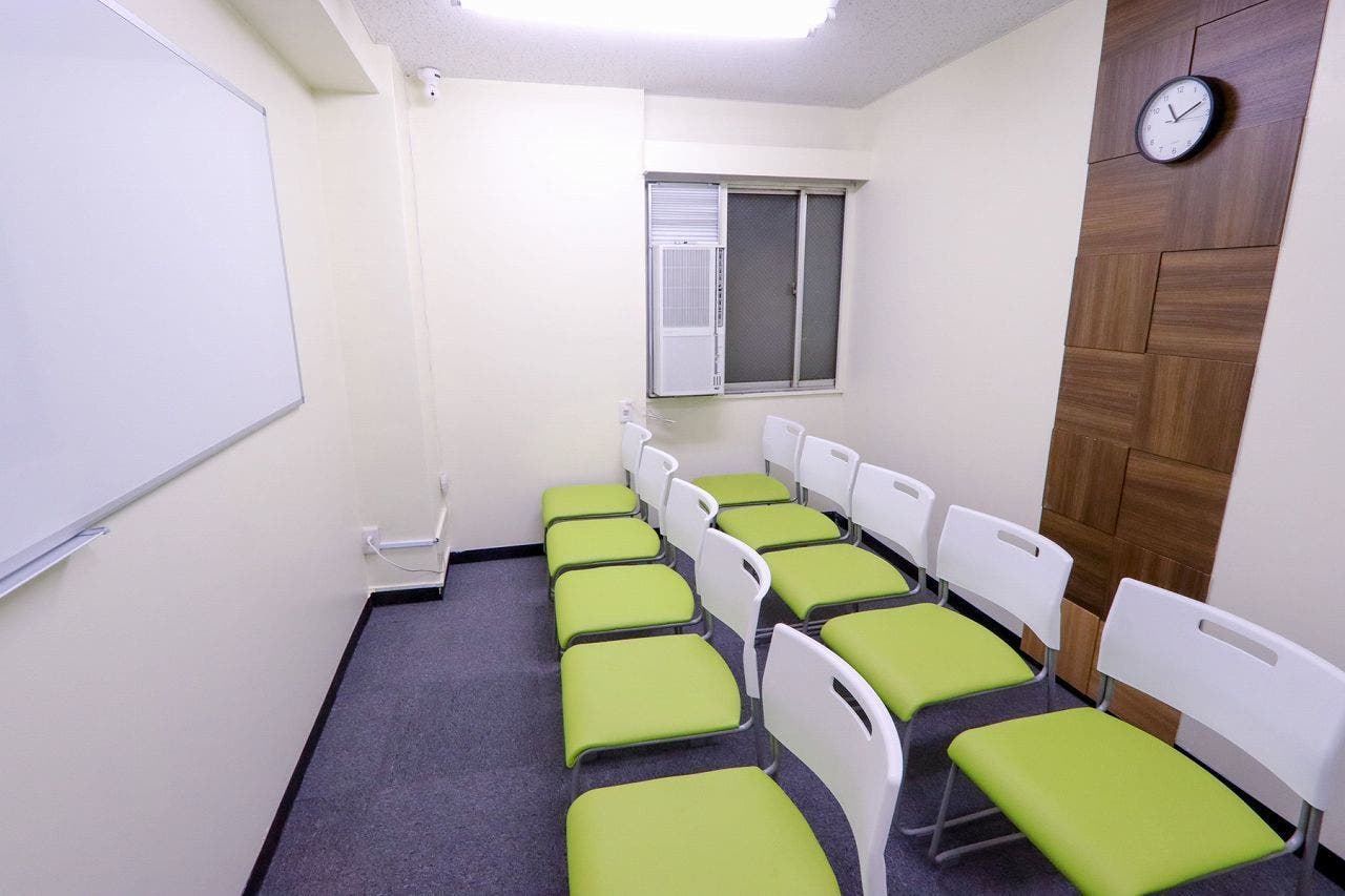 【渋谷駅徒歩1分！ヒカリエ隣！10名利用可！】プロジェクター・ホワイトボード・WiFi全て無料！ふれあい貸し会議室 渋谷No31の写真6