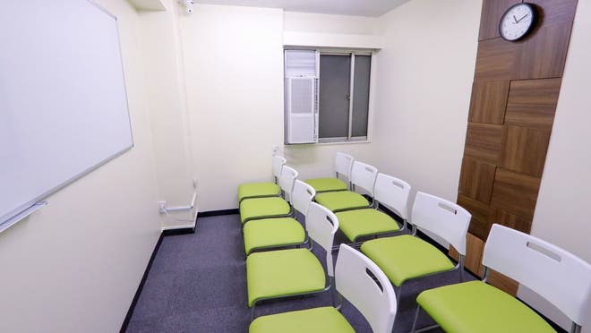 【渋谷駅徒歩1分!ヒカリエ隣!10名利用可!】プロジェクター・ホワイトボード・WiFi全て無料!ふれあい貸し会議室 渋谷No31の写真6