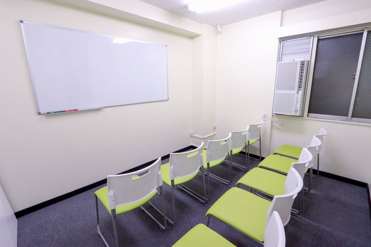 【渋谷駅徒歩1分！ヒカリエ隣！10名利用可！】プロジェクター・ホワイトボード・WiFi全て無料！ふれあい貸し会議室 渋谷No31の写真8