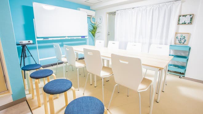 【烏丸駅16番出口2分!12名】綺麗な室内!WiFi・プロジェクター・ホワイトボード全て無料!ふれあい貸し会議室 京都A-306の写真7