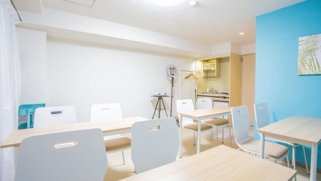 【烏丸駅16番出口2分!12名】綺麗な室内!WiFi・プロジェクター・ホワイトボード全て無料!ふれあい貸し会議室 京都A-306の写真10