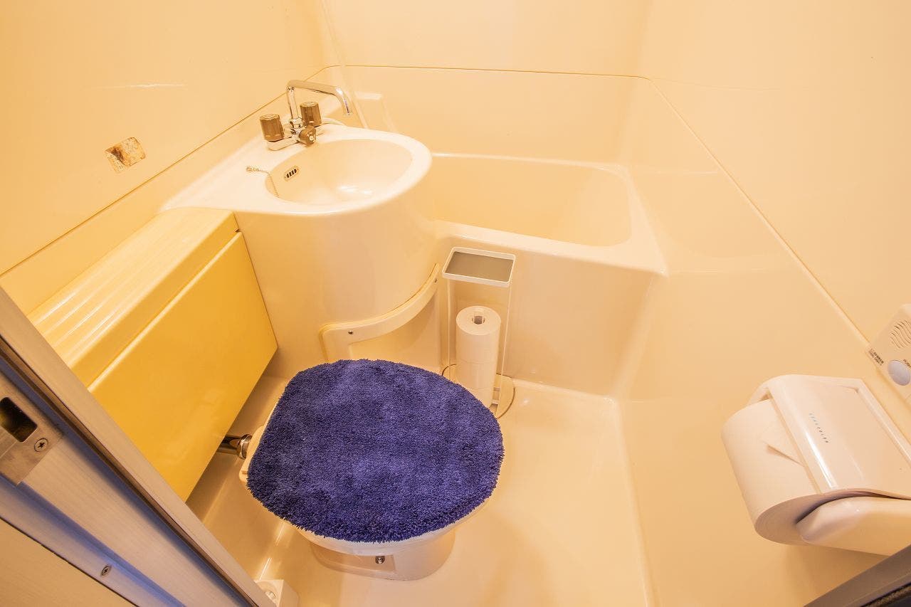 【烏丸駅16番出口2分！12名】綺麗な室内！WiFi・プロジェクター・ホワイトボード全て無料！ふれあい貸し会議室 京都A-306の写真12