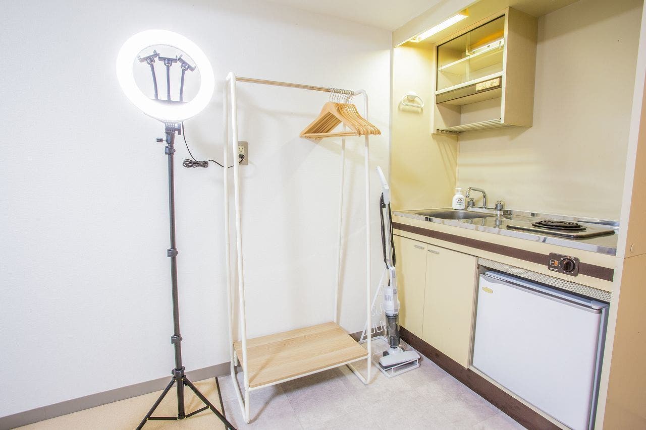 【烏丸駅16番出口2分！12名】綺麗な室内！WiFi・プロジェクター・ホワイトボード全て無料！ふれあい貸し会議室 京都A-306の写真14