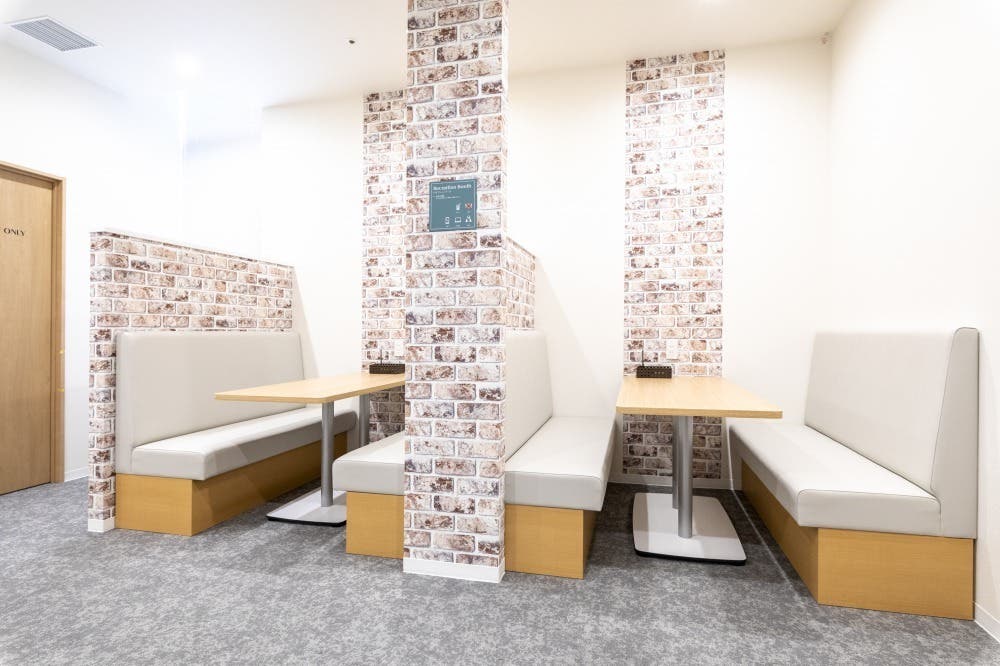 東武東上線志木駅から徒歩1分！MAXHUB・8名会議室。※エアコン(冷房)が効きにくい恐れがありますのでご了承ください。の写真6