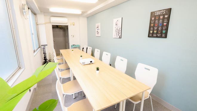 【三越前駅1分!18名】綺麗な室内!WiFi・プロジェクター・ホワイトボード全て無料!土足可!ふれあい貸し会議室 三越前Aの写真5