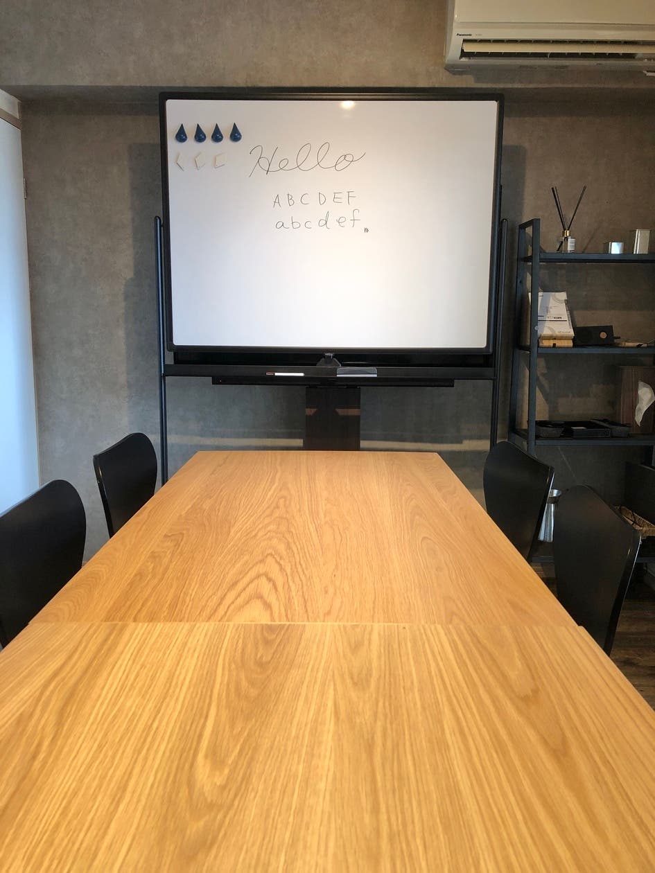 【武蔵小杉5分】🎉１２名可！大テーブル☆５0インチ！PARTY🍻♪ボードゲーム♪ワーク♪[Nemica武蔵小杉2]の写真8