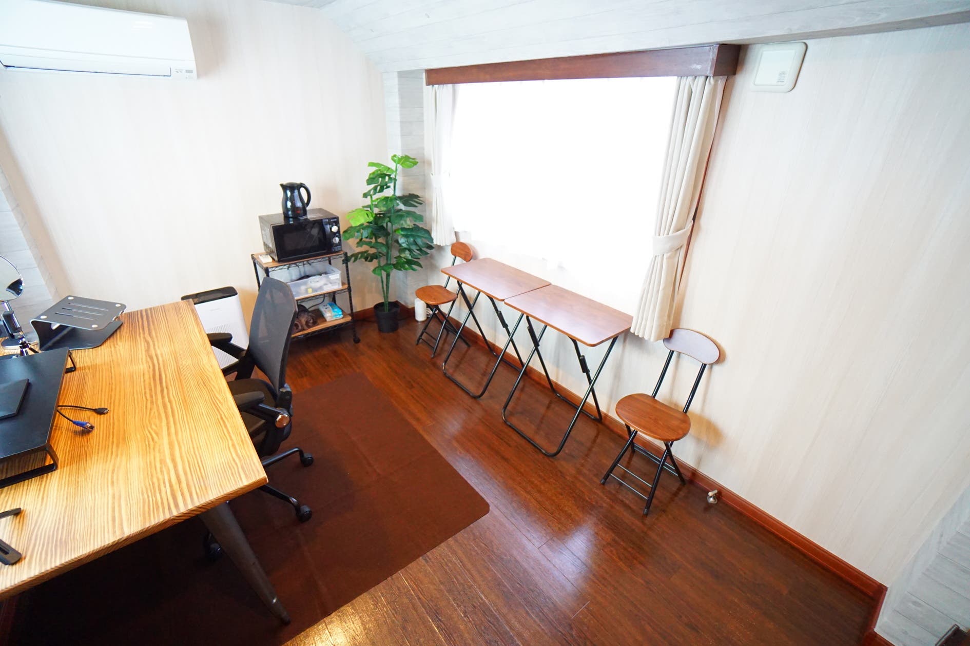 ご利用感謝キャンペーン中❗️＜中野ミニマルオフィス＞完全個室✨モニター/光回線！テレワーク/リモートワーク/Web会議/作業場所の写真6