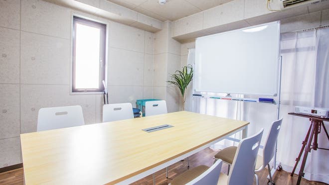 【天王寺駅3分!10名】綺麗な室内!プロジェクター・ホワイトボード全て無料!ふれあい貸し会議室 天王寺B-201の写真2