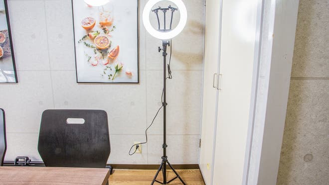 【天王寺駅3分!10名】綺麗な室内!WiFi・プロジェクター・ホワイトボード全て無料!ふれあい貸し会議室 天王寺D-402の写真8