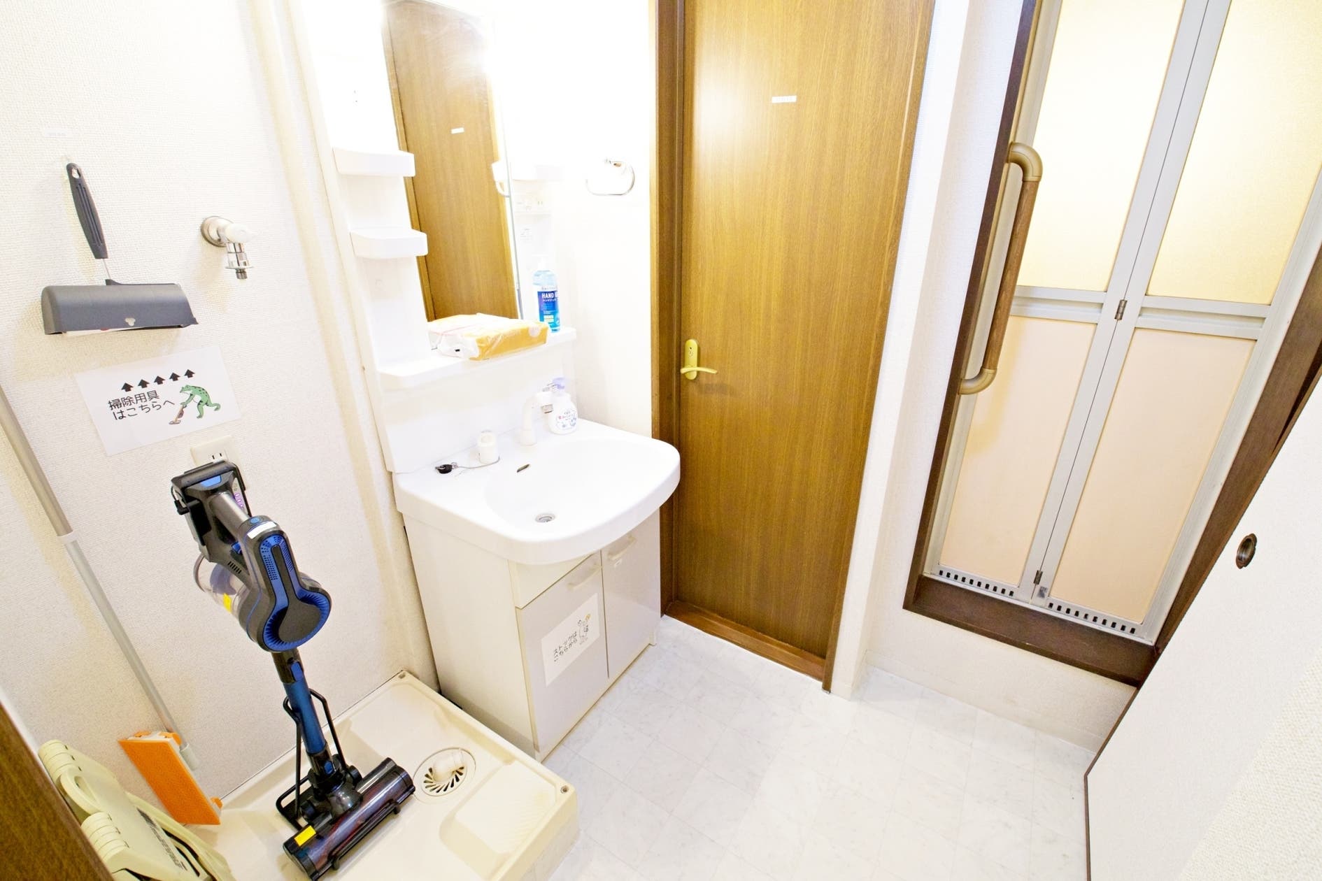 川崎駅🚃｜貸切💫｜最大15名🙆🏼｜大画面プロジェクター🎥｜ごろごろスペース🛏｜24H｜打ち上げ・パーティ―｜休憩_340の写真13