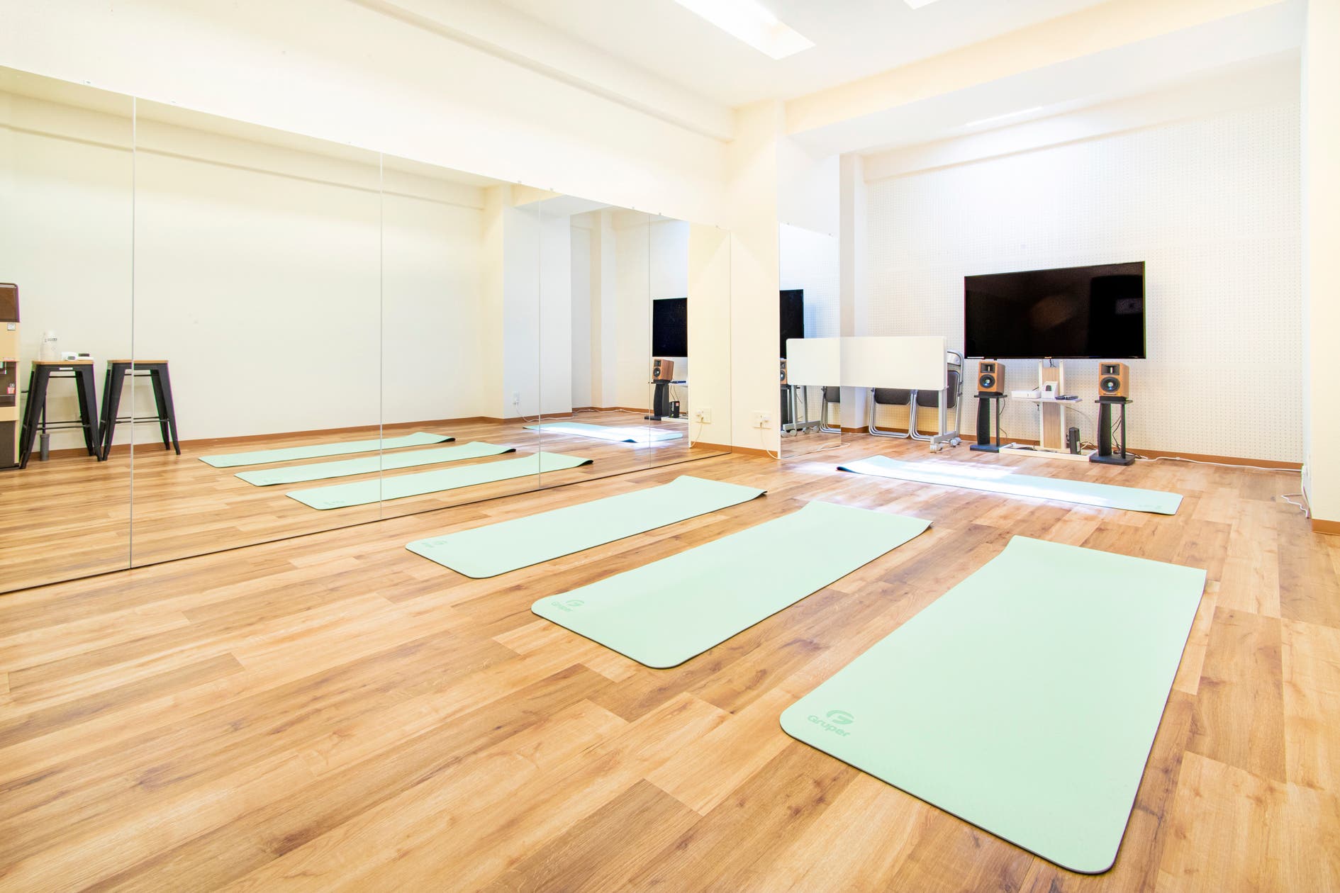 ヨガ専用マットの画像1