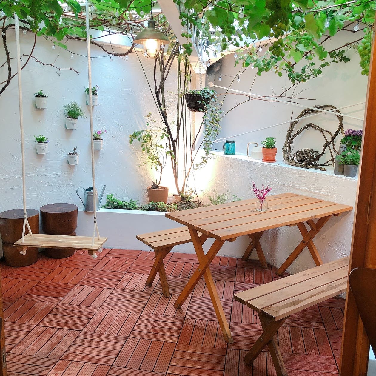 木の温もりとドライフラワーに囲まれる空間☆ゆったりと楽しい時間をお過ごし下さい！の写真5