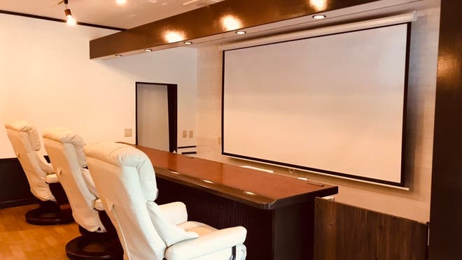 京都 東山区 東福寺にある喫茶店スペースです。会議やママ会、子供会にご利用ください。の写真2