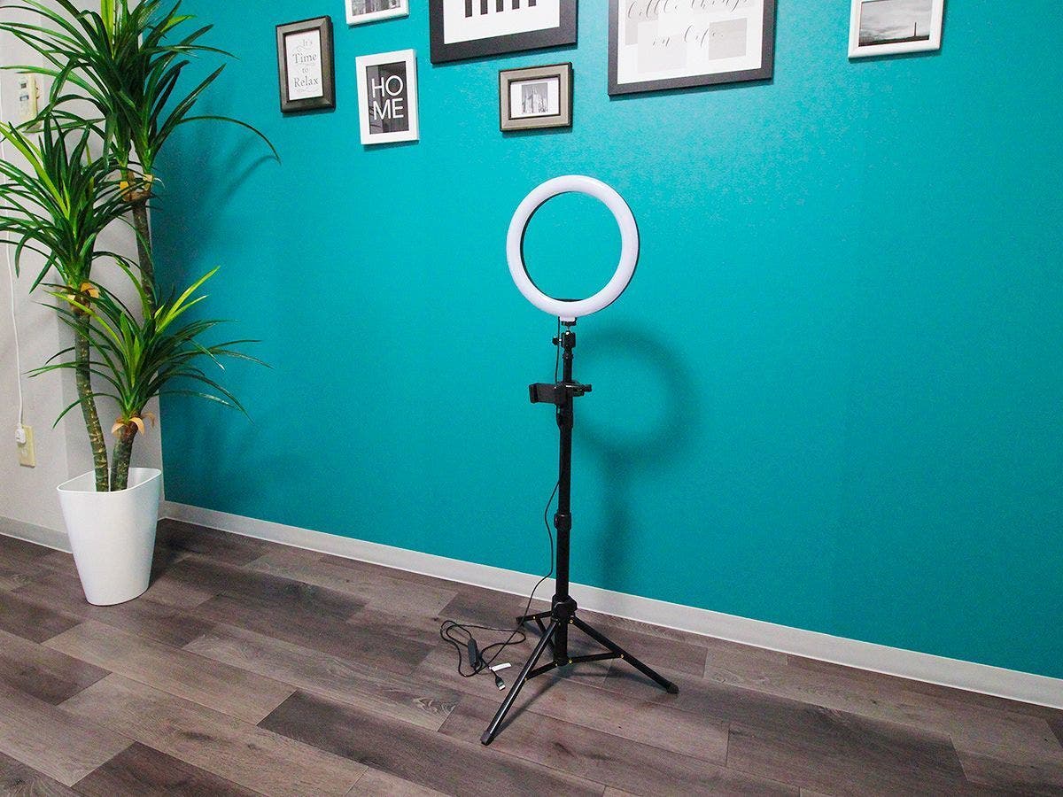 【御堂筋線江坂駅4分！12名利用可！】綺麗な室内！WiFi・プロジェクター・ホワイトボード全て無料！ふれあい貸し会議室 吹田Aの写真13