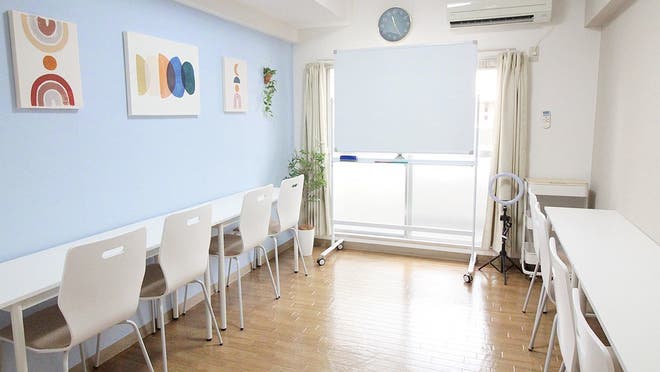 【岡山駅3分!12名利用可!】綺麗な室内!WiFi・プロジェクター・ホワイトボード全て無料!ふれあい貸し会議室 岡山Aの写真2