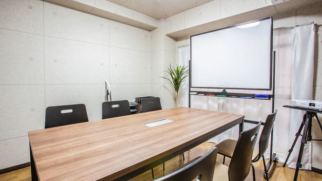 【天王寺駅3分!10名】綺麗な室内!WiFi・プロジェクター・ホワイトボード全て無料!ふれあい貸し会議室 天王寺C-202の写真2