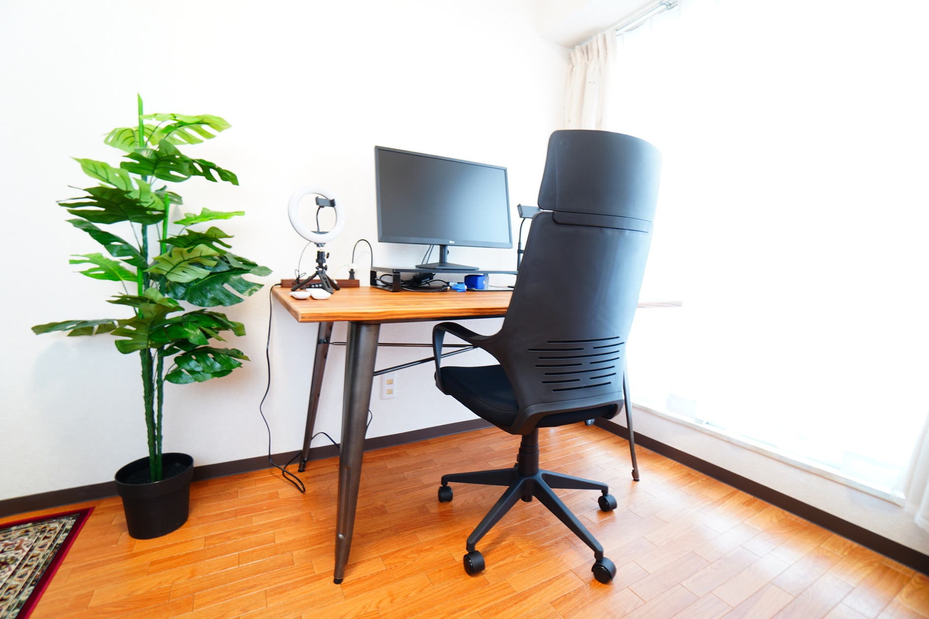 ＜桜木町ワークスペース＞完全個室✨モニター/高速Wi-Fiあり！テレワーク/会議/商談/作業場所/オフ会の写真8