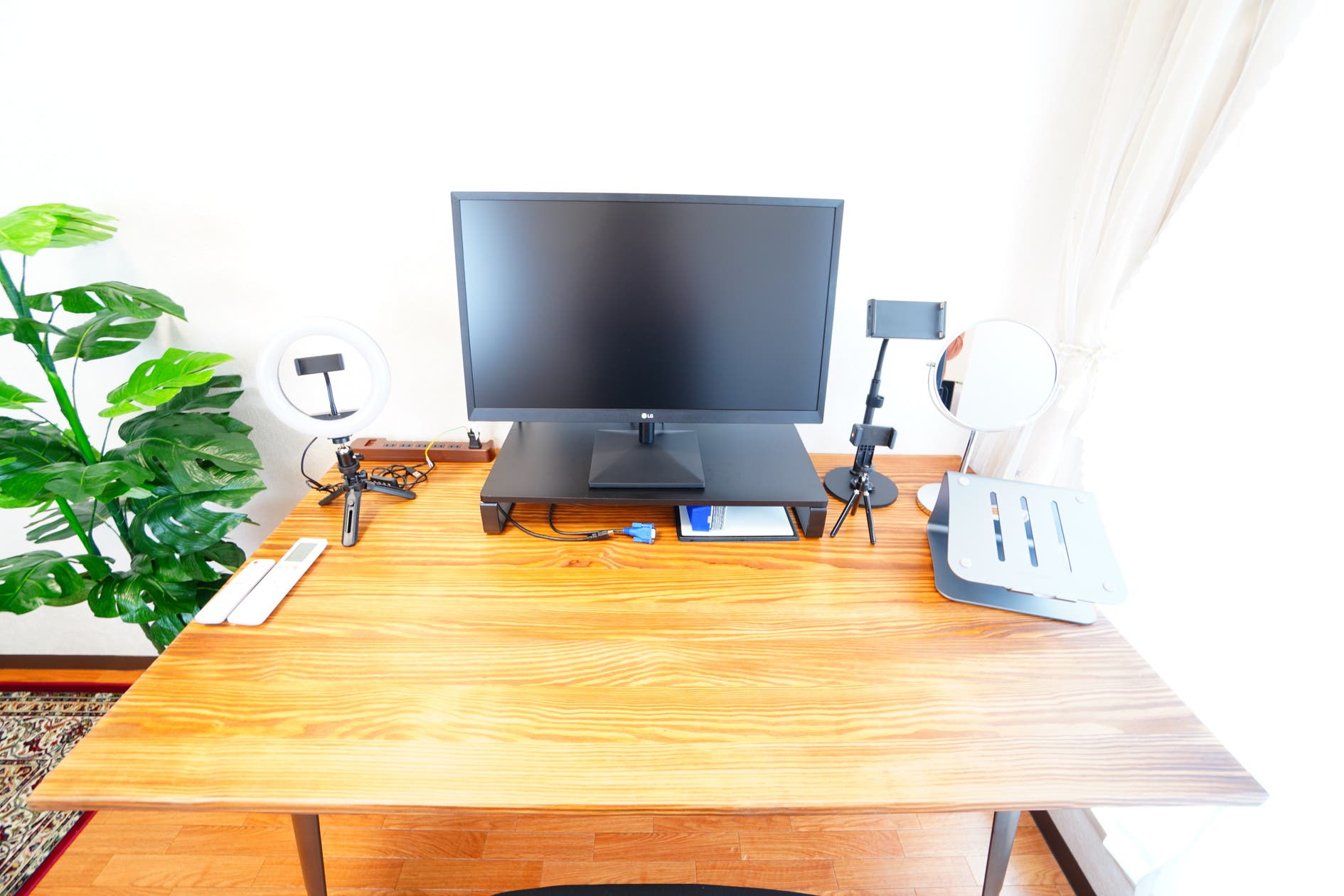 ＜桜木町ワークスペース＞完全個室✨モニター/高速Wi-Fiあり！テレワーク/会議/商談/作業場所/オフ会の写真9