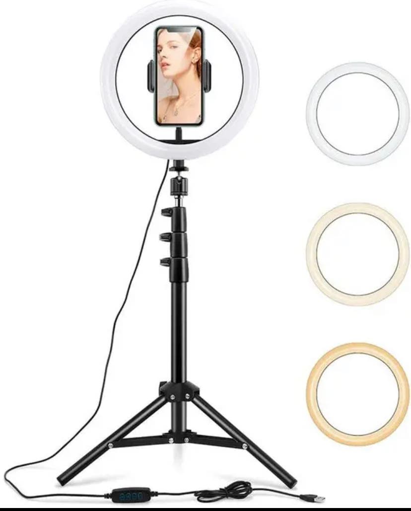 【駅徒歩2分】ホワイトボード、youtubeモニター、楽譜立ても揃ったスタジオの写真6