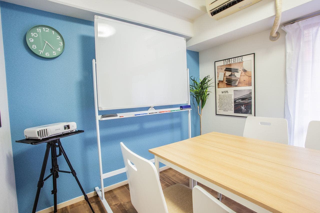 【大阪メトロ京橋駅3分！12名】綺麗な室内！WiFi・プロジェクター・ホワイトボード全て無料！ふれあい貸し会議室 大阪D-207の写真10