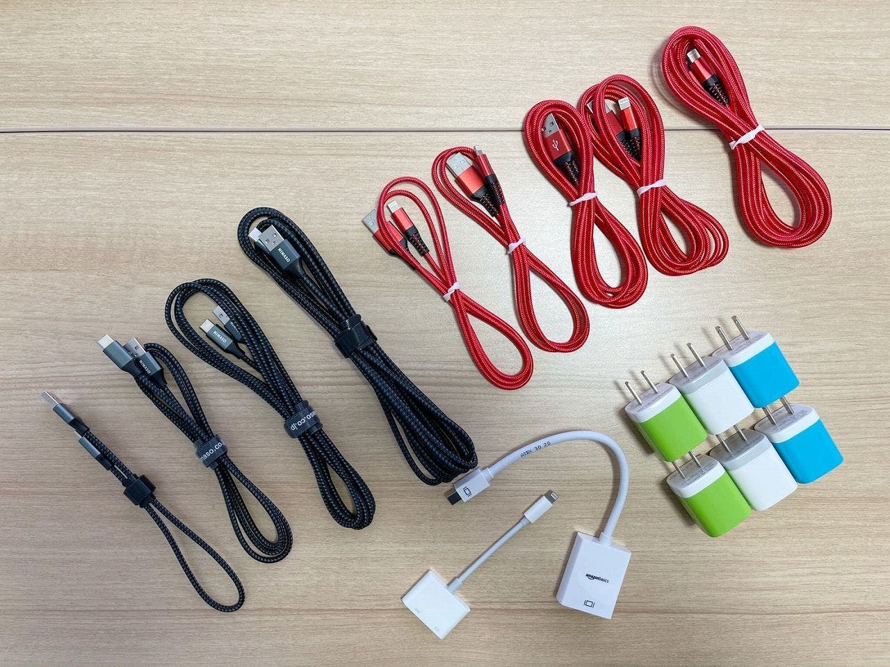 【大阪メトロ京橋駅3分！12名】綺麗な室内！WiFi・プロジェクター・ホワイトボード全て無料！ふれあい貸し会議室 大阪D-207の写真15