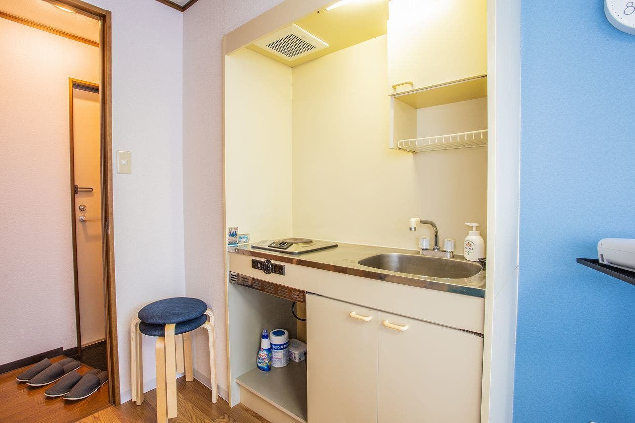 【長堀橋駅2分！10名利用可！】綺麗な室内！WiFi・プロジェクター・ホワイトボード全て無料！ふれあい貸し会議室 心斎橋Aの写真6