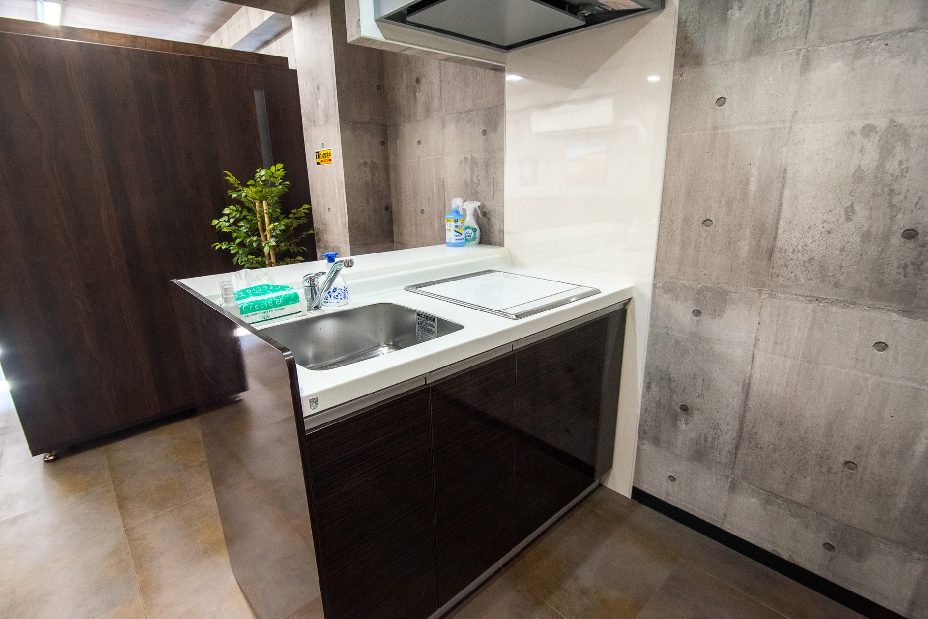 ＜ONLYONE TIMEOFFICE P2＞⭐️光回線導入！⭐️大阪梅田駅から1本✨24時間営業！テレワーク/Web会議/面接の写真7