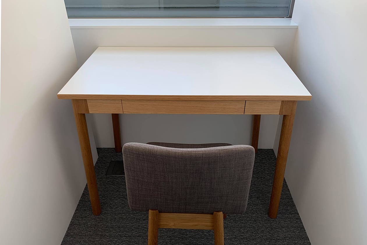 ⭐️個室1⭐️集中作業やWEB会議におすすめ◎高速Wi-Fi NURO Biz【SHARE M-10】麻布十番駅徒歩1分の写真1