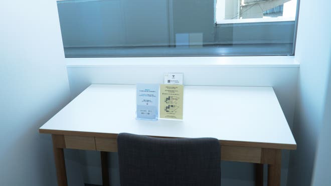 ⭐️個室1⭐️集中作業やWEB会議におすすめ◎高速Wi-Fi NURO Biz【SHARE M-10】麻布十番駅徒歩1分の写真2