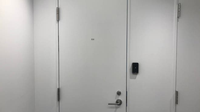 ⭐️個室1⭐️集中作業やWEB会議におすすめ◎高速Wi-Fi NURO Biz【SHARE M-10】麻布十番駅徒歩1分の写真5