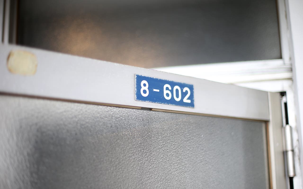 代々木ヴィンテージビル内の非現実的な白壁スタジオの写真25